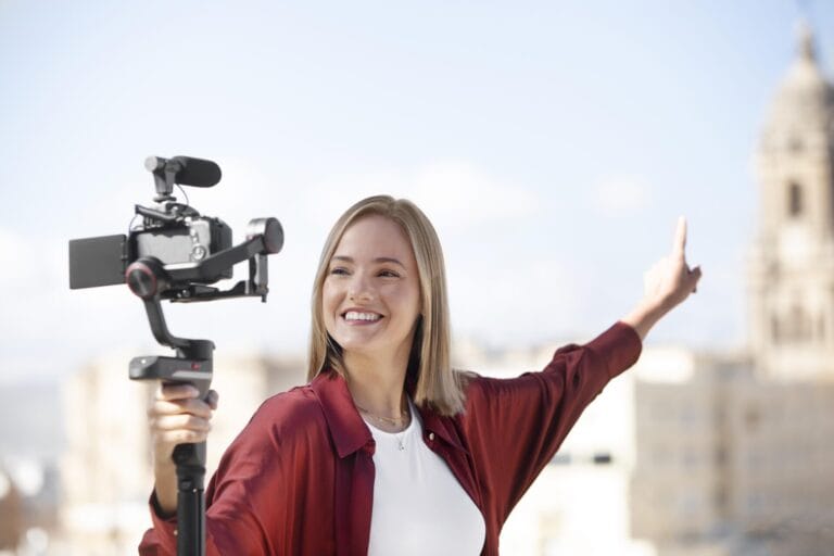 Social Media Influencer License in Dubai, UAE - Alfazone